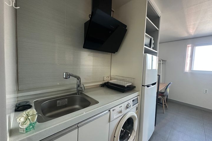 Michuhol-gu Juan-dong Studio Building Short-Term Lease | Jooan 304 | 33m2